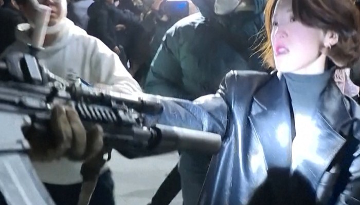 South Korean female politician goes viral after grabbing soldier’s ...