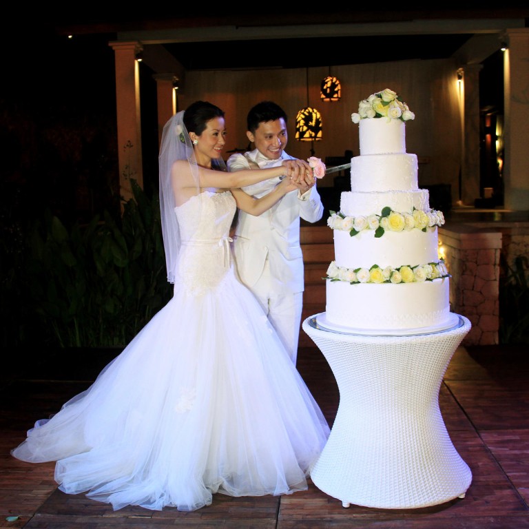 Peter Hwang picked his eventual bride from pal's Facebook friends ...