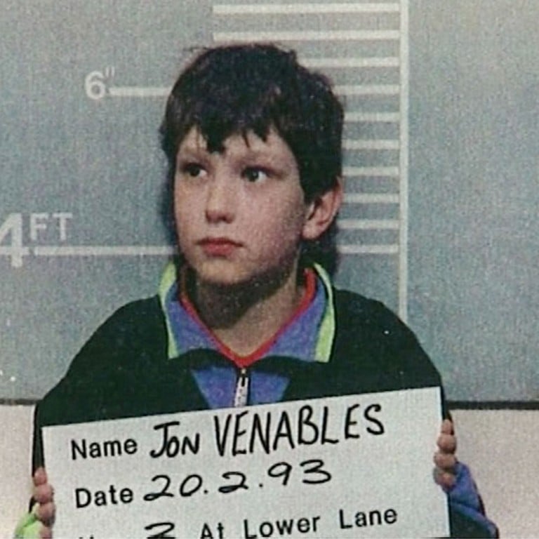 Probe over Twitter photo 'revealing identity of Jamie Bulger killer Jon ...