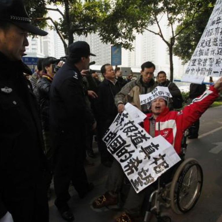 Southern Weekly editor to remain in charge | South China Morning Post