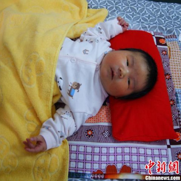 ‘I thought I was carrying twins’: Chinese mother gives birth to ...