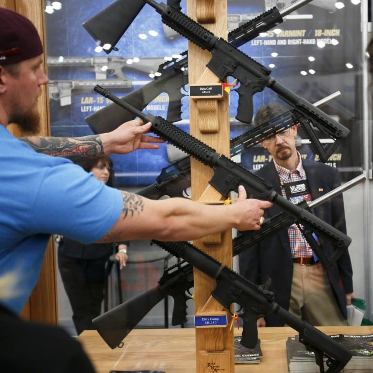 Wal-Mart halts sales of controversial AR-15 semi-automatic ‘sporting ...