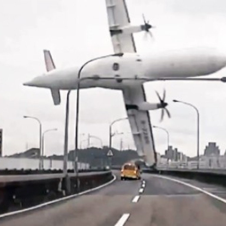 TransAsia Airways plane forced to land on one engine months after ...