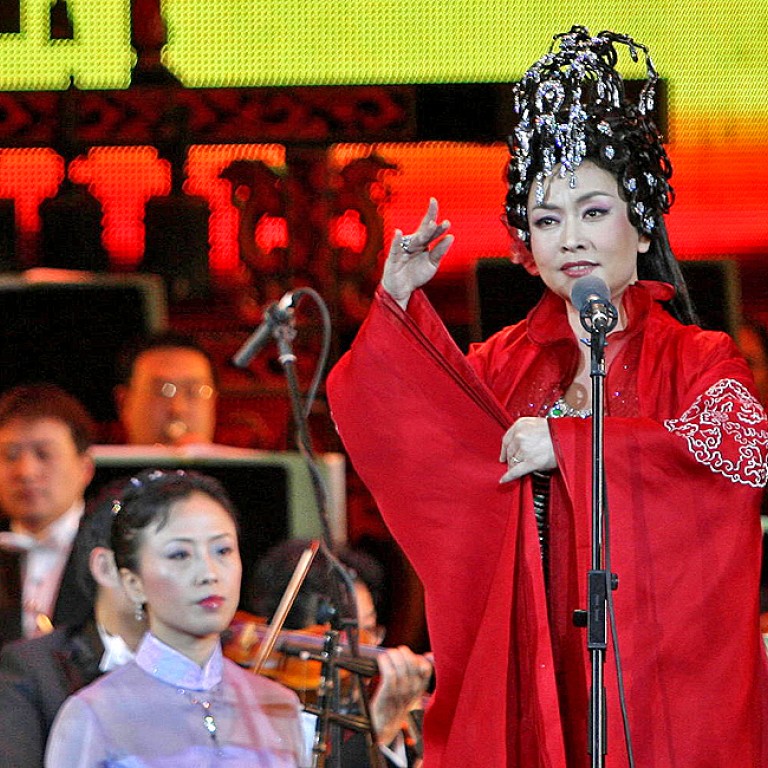 China's first lady, Peng Liyuan, guides revival of Mao Zedong's ...