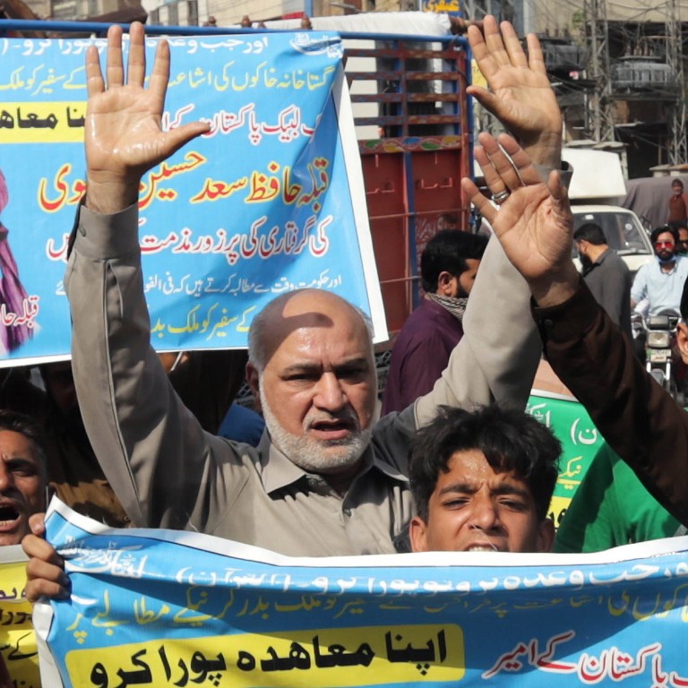 Pakistan to ban extremist TLP party behind deadly anti-France protests ...