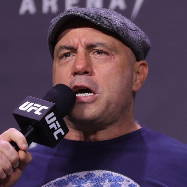 Joe Rogan apologises over Spotify vaccine controversy following stars ...