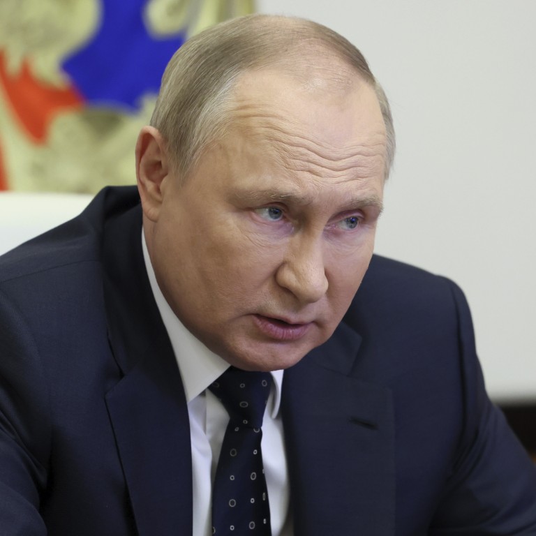 Russias Putin Will Be In A Sanatorium And Out Of Power By 2023 Ex Mi6