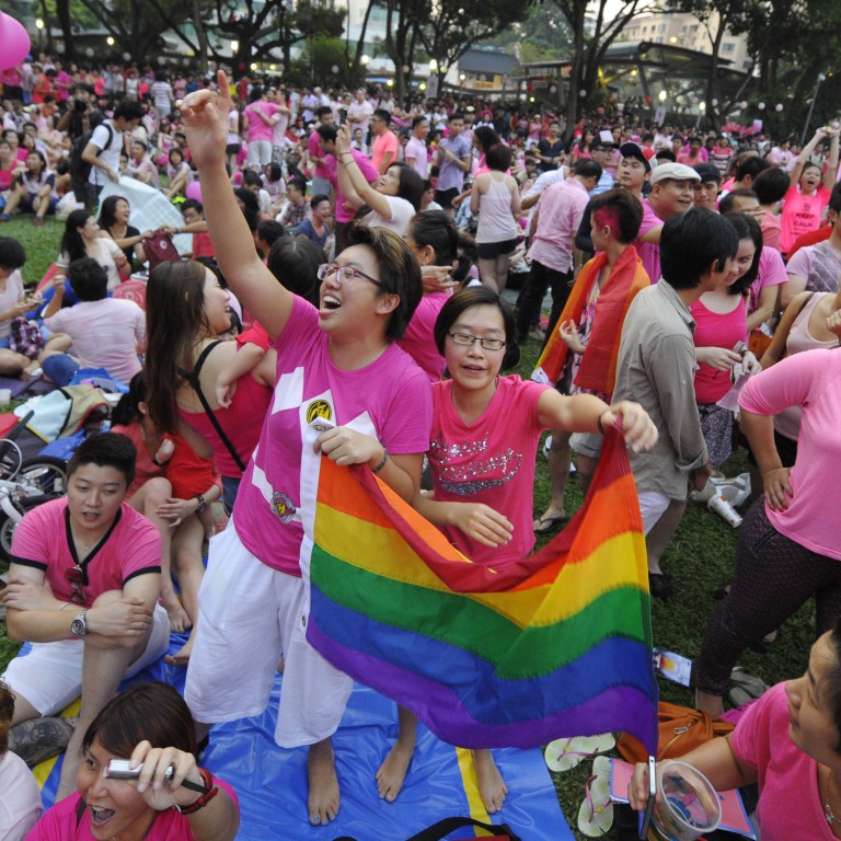 Singapores Section 377a Lawmakers Vote To Lift Gay Sex Ban Retain