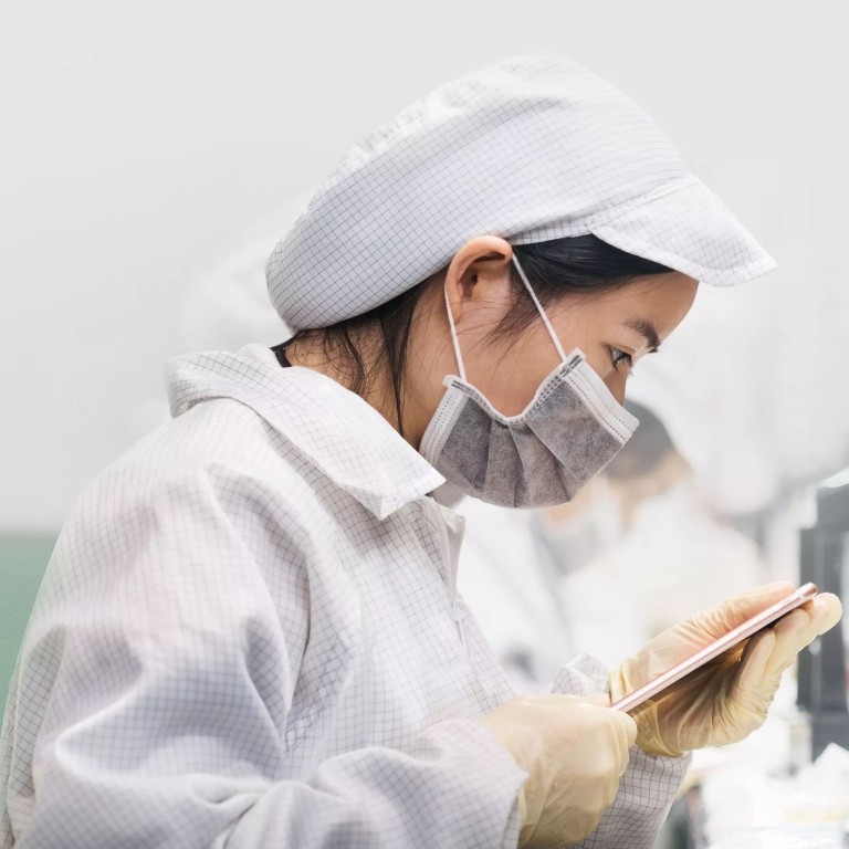 Apple supplier Foxconn maintains Covid-19 production measures in world ...
