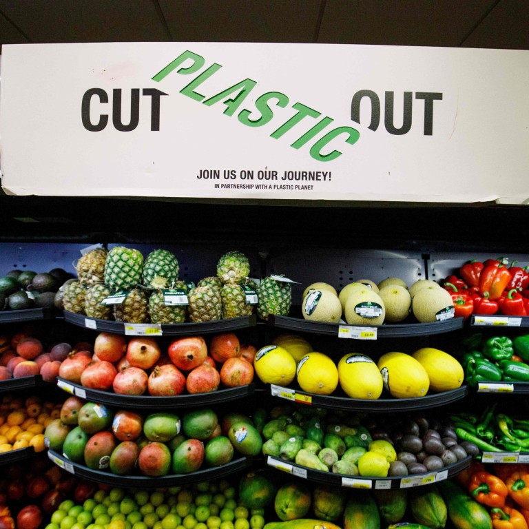 UK to ban single-use plastic cutlery, plates from October to reduce ...