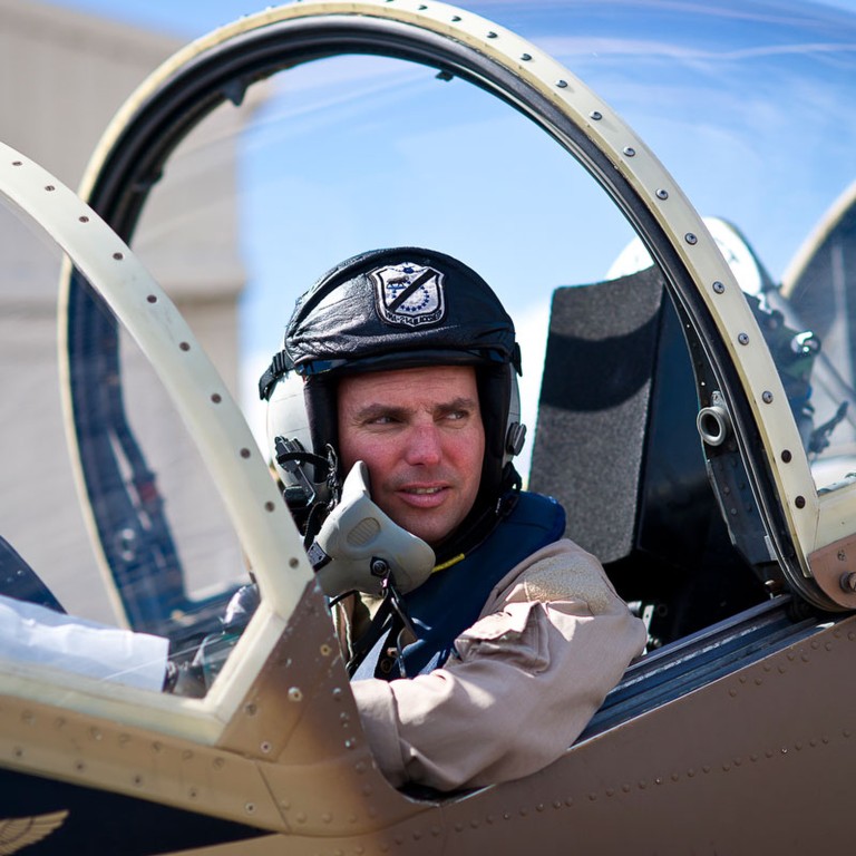 Ex-US pilot ‘suffering’ in Australian cell amid Chinese training ...