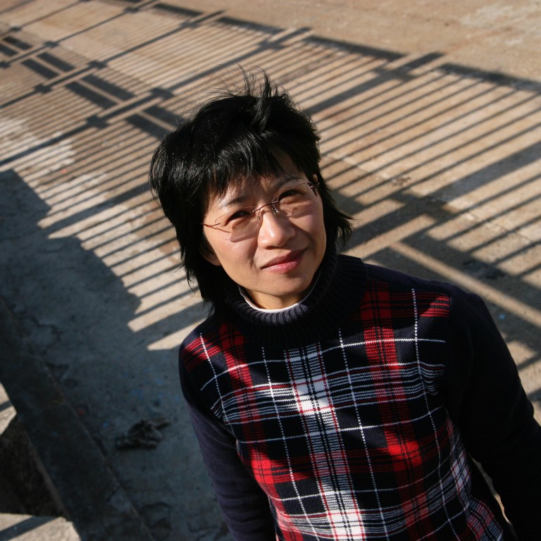 Unionist wife of jailed Hong Kong opposition politician Lee Cheuk-yan ... Unionist wife of jailed Hong Kong opposition politician Lee Cheuk-yan ...