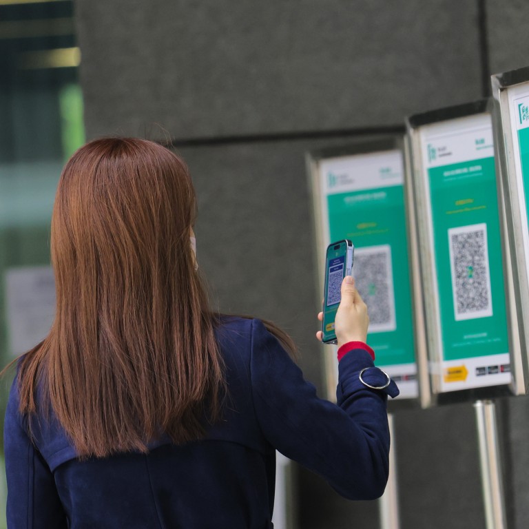 Hong Kong immigration officer cleared of trespassing after entering ...