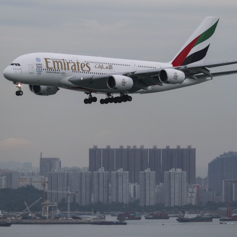 Hong Kong becomes battleground for recruiting pilots as Emirates hosts ...