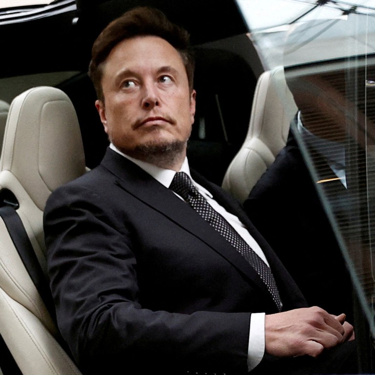 Elon Musk says his cage fight with Mark Zuckerberg will be streamed on ...