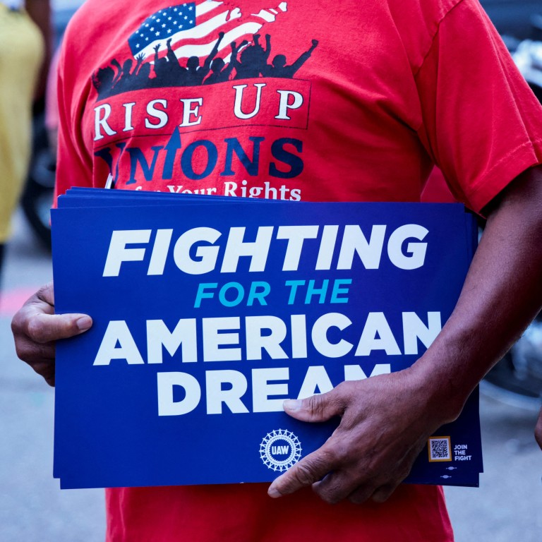 US auto workers launch first simultaneous strike at ‘Detroit Three ...