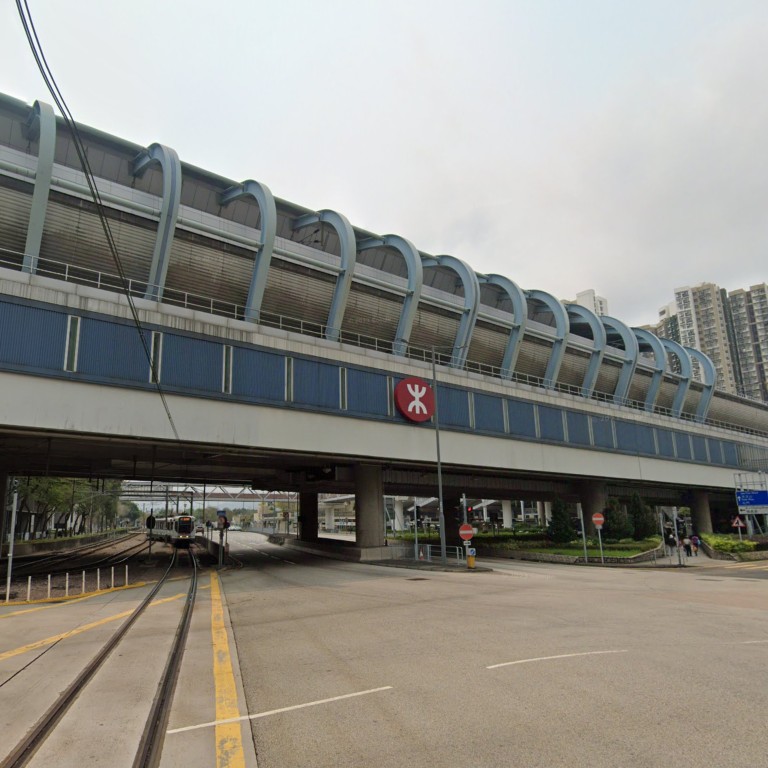 Hong Kong police arrest 2 Indian nationals over illegally entering city ...
