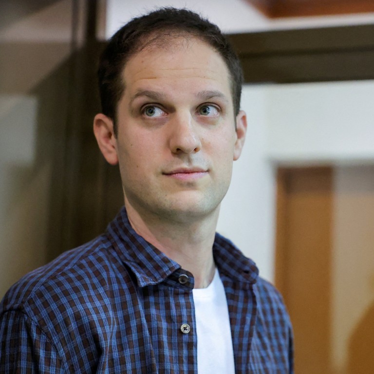 Russian Court Extends Detention Of Wall Street Journal Reporter Evan