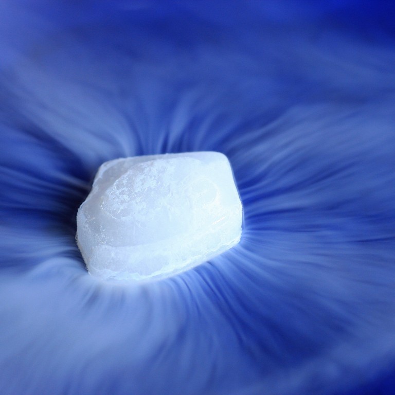 Diners in India vomit and spit blood after eating mouth fresheners with ...