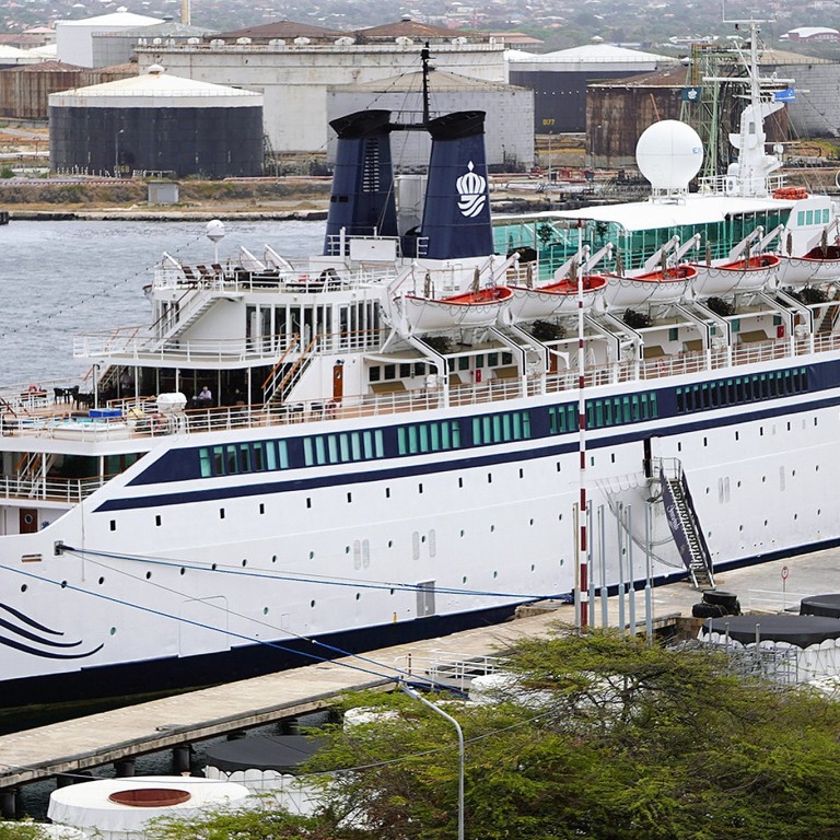 Measles scare forces 28 people to remain on Scientology ship docked in ...