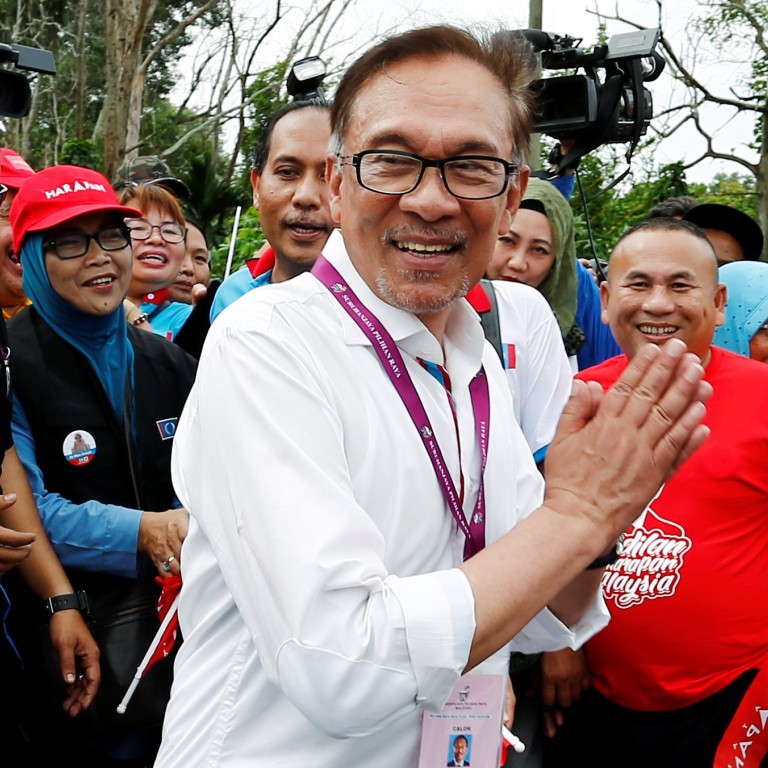 Anwar Ibrahim Says He Has Numbers To Become Malaysian Pm Decries Sex