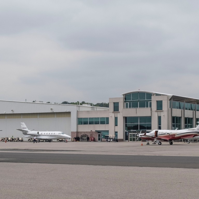 Champagne on tap and no need to put your liquids in a plastic bag ...