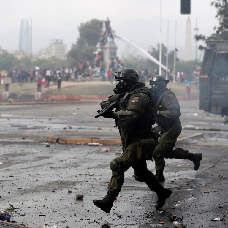 Riots and looting continue as hundreds of thousands demonstrate across ...