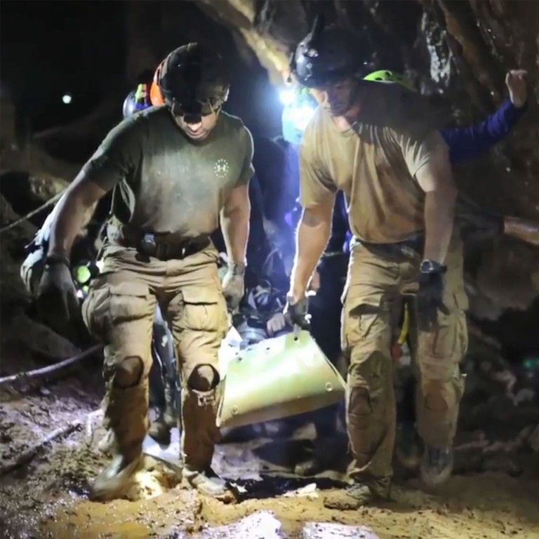 Thai navy Seal who took part in cave rescue dies from blood infection ...