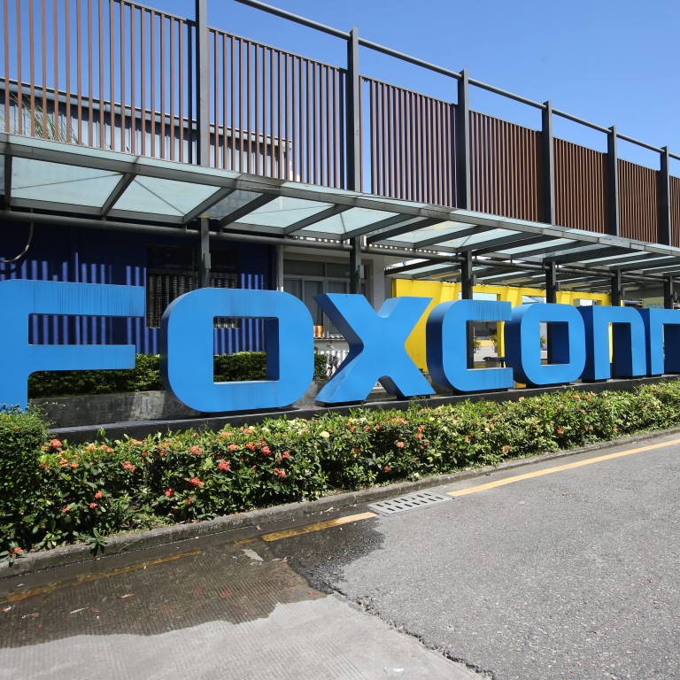 Resumption of work at Apple supplier Foxconn factories in China beats ...
