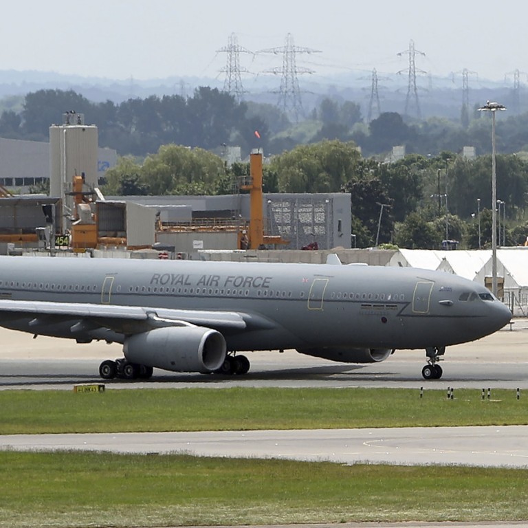 Boris Johnson wants to spend US$1.1 million to paint his plane in ...