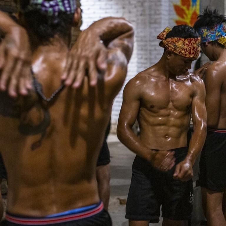 Bodybuilding competition with a difference in Indonesia – contestants ...