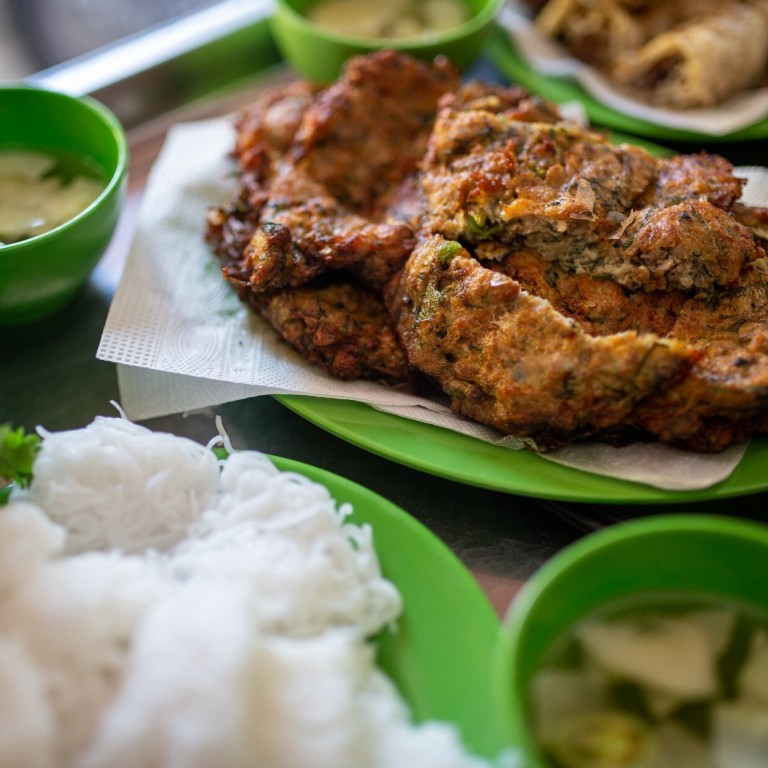 Tastes like caviar: worm omelette, a seasonal Vietnamese delicacy ...