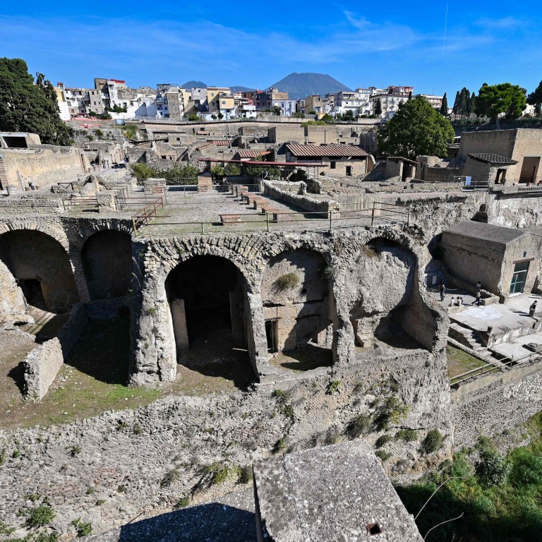 Shellfish behaviour! How men hogged seafood in ancient Roman city ...