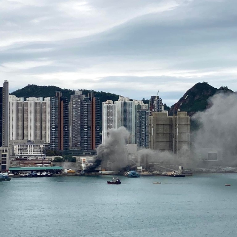 1 worker dead, 2 injured in fire at Hong Kong cold storage centre ...