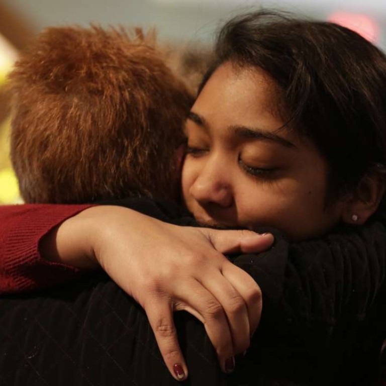 Police officer kills teenager who turned up at high school prom with ...