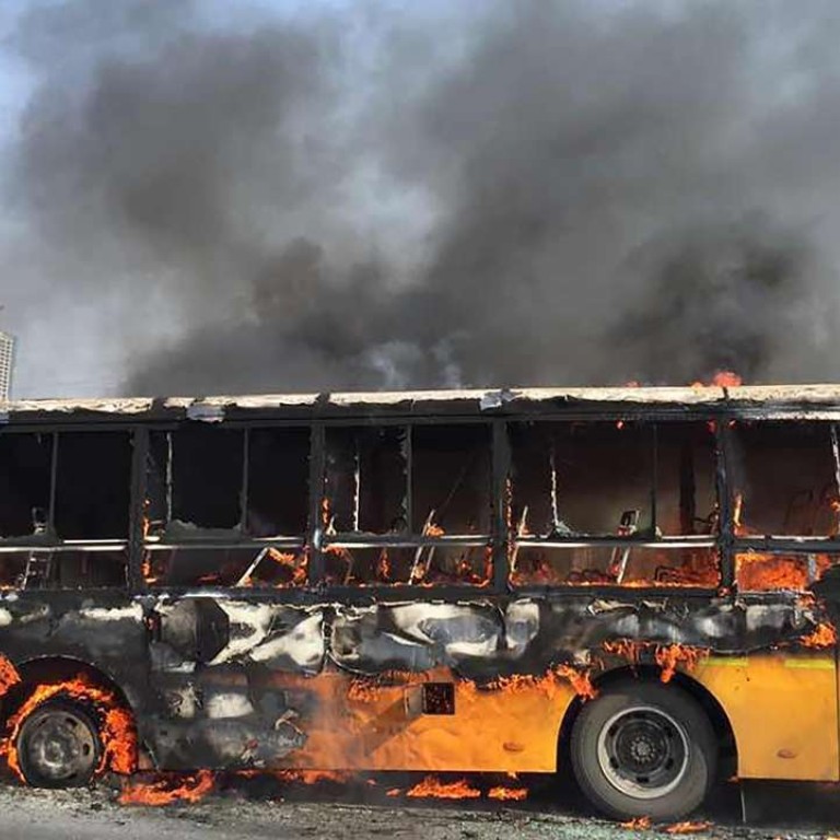 Guangzhou schoolchildren saved from burning bus by passers-by | South ...