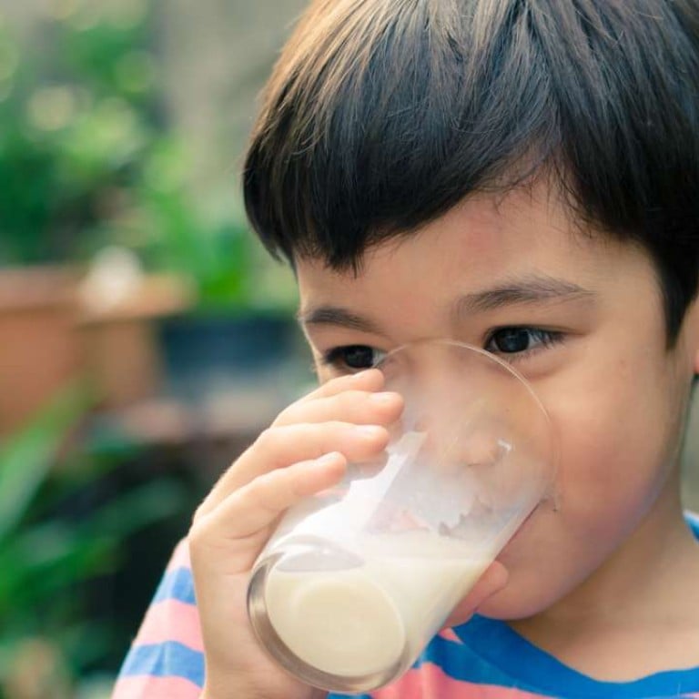 China Mengniu Dairy posts 751 million yuan loss as milk powder unit ...