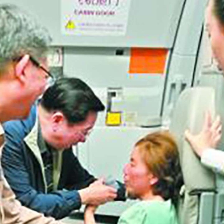 Ex-medical classmates meet after 40 years coming to aid of sick Chinese ...
