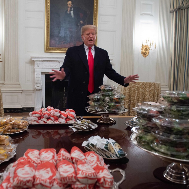 Fast food fan Donald Trump foots bill for burger feast as shutdown ...