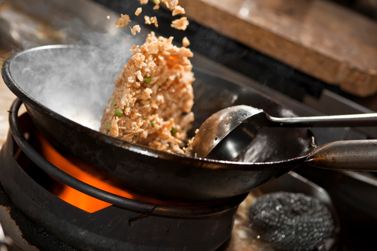 how to cook rice on a wok