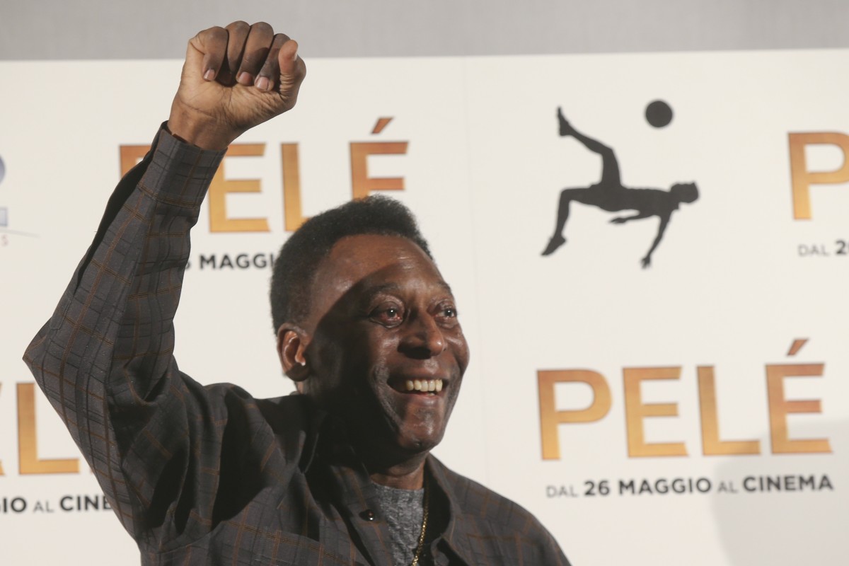 Pele, Brazil’s mighty ‘king of football’, dies at 82 after battle with ...
