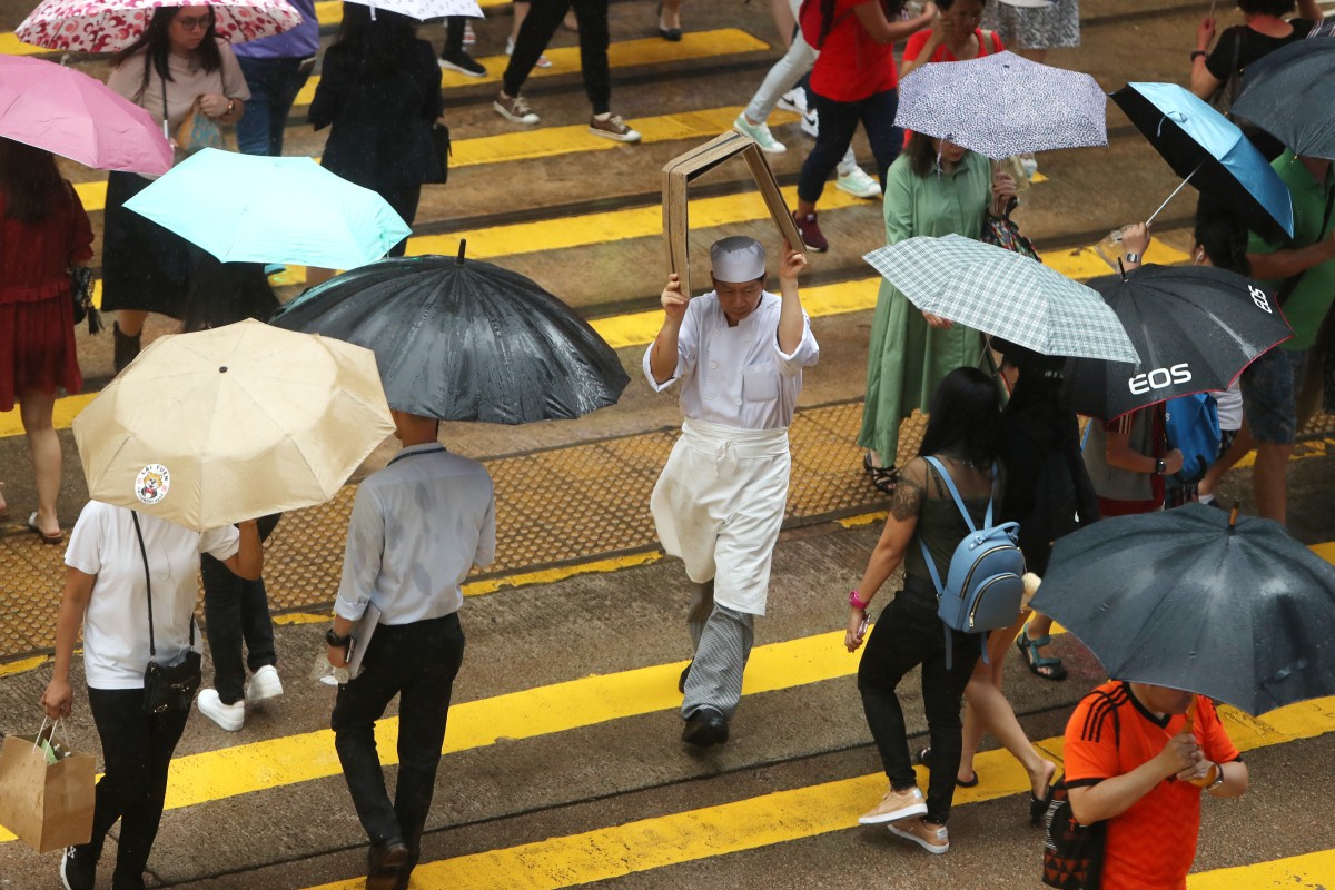 Thunderstorms and downpours in HK as Observatory issues first ever ...