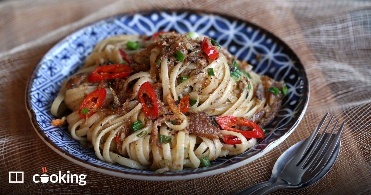 Dace fish linguine with chillies, garlic, spring onions and breadcrumbs ...