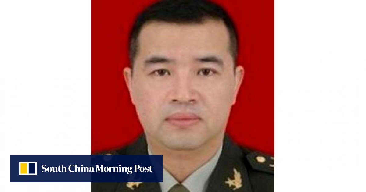 Guangzhou army officer suspended over assault on flight attendant ...