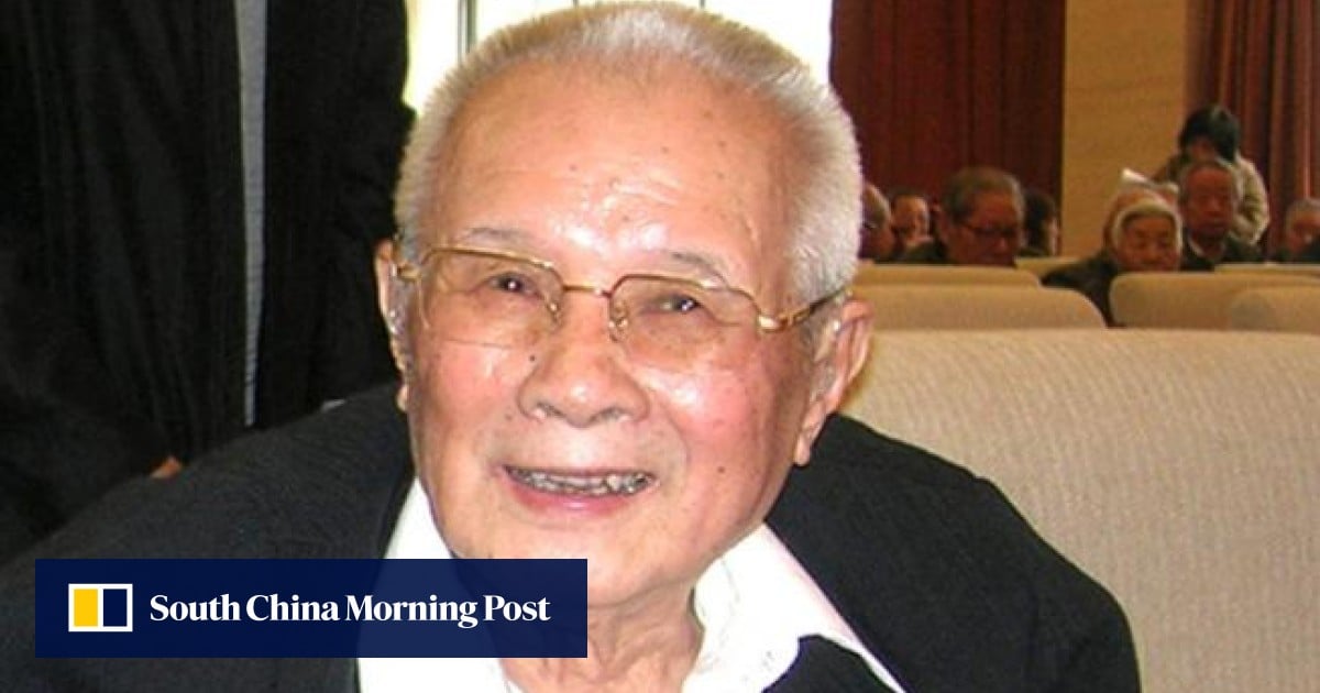 Former People's Daily chief editor Hu Jiwei sought Tiananmen ...