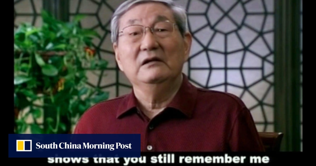 Zhu Rongji makes rare public appearance to hawk his new book | South ...