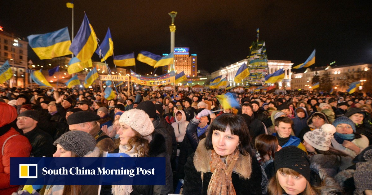 Outraged Ukrainians protest against leader’s overture to Russia | South ...