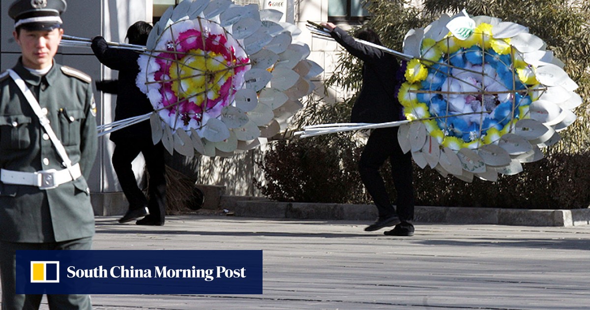 Party members warned over 'lavish' funerals | South China Morning Post