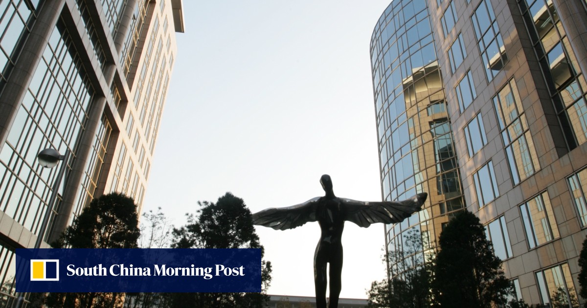 Spring Reit says its office towers outclass Cheung Kong affiliate Hui ...