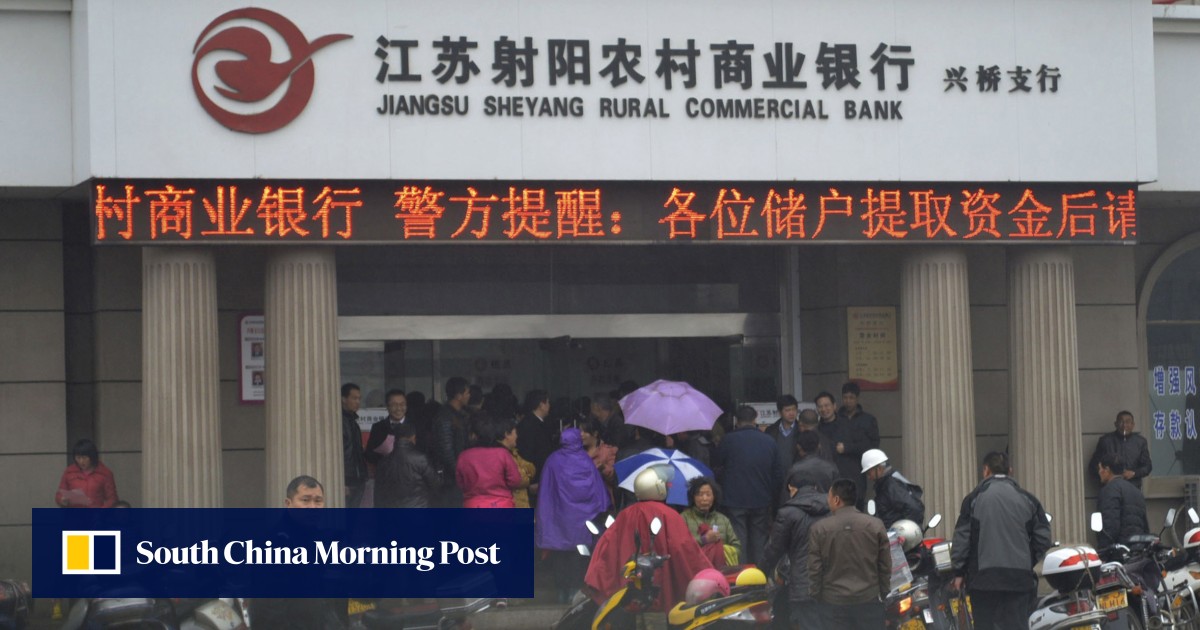 Worried depositors descend on Jiangsu bank amid insolvency rumours ...